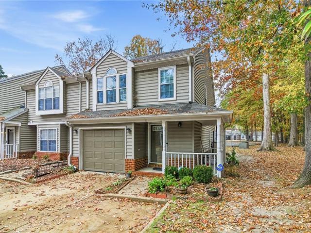 13 Hawthorn PL