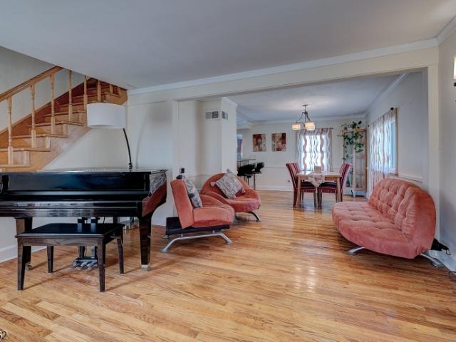 13 Hazel Ave