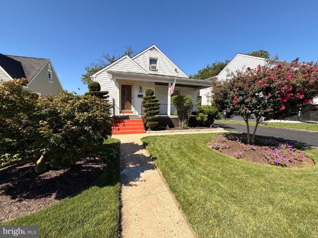 13 Henry Avenue