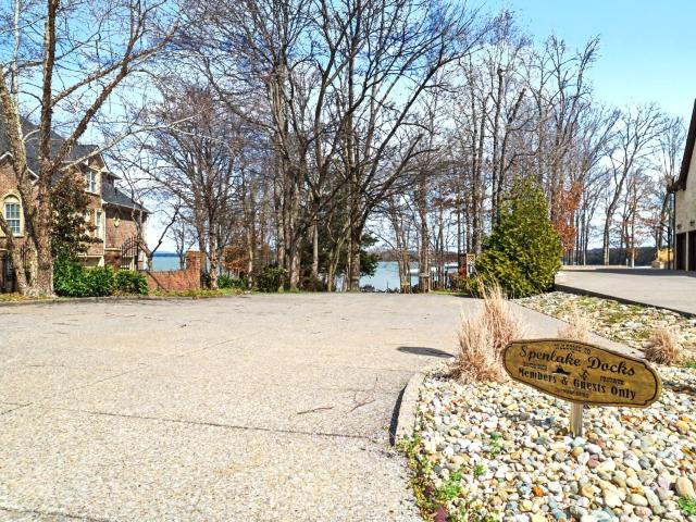 13 Heron Way