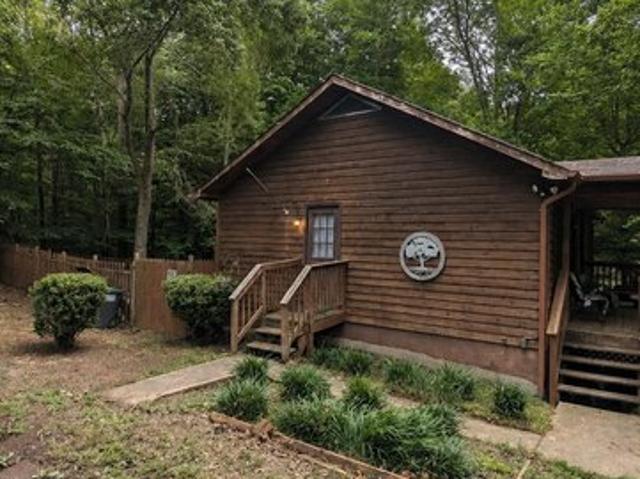 13 Holly Cir, Palmyra, VA 22963