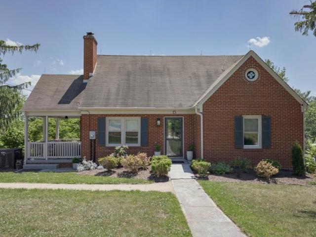 13 Hunter Hill Extension Rd, Lexington, VA 24450
