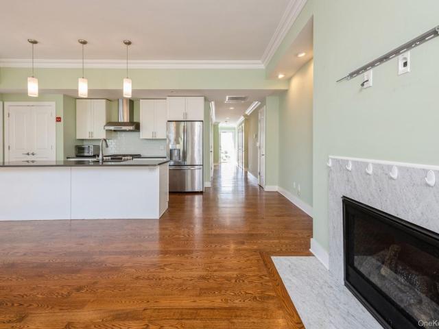 13 Island Point 13