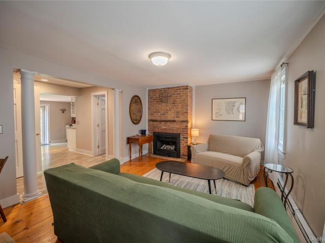 13 Kemble Avenue
