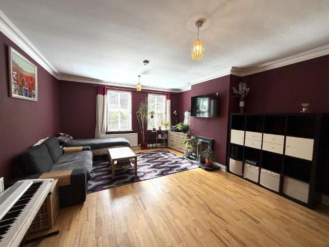13 Kensington Crescent, Belfast, BT5 6BL