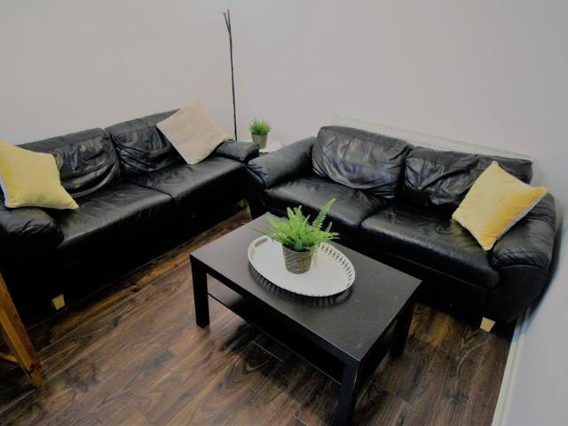13 Kelso Road, Flat 1T, LS2 9PR, Leeds