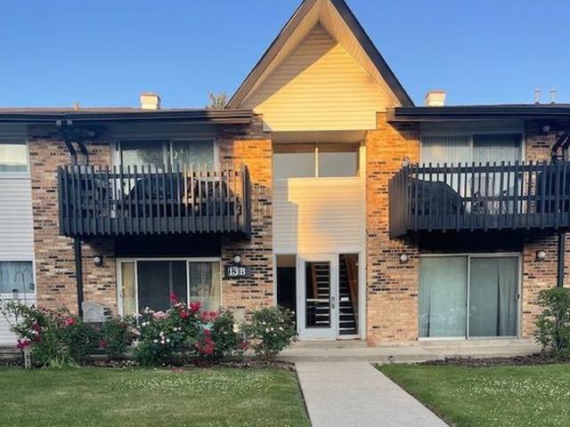 13 Kingery Quarter Unit 106B, Willowbrook, IL 60527