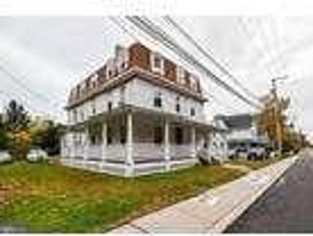 13 Kirkwood Rd #3B, Gibbsboro, NJ 08026