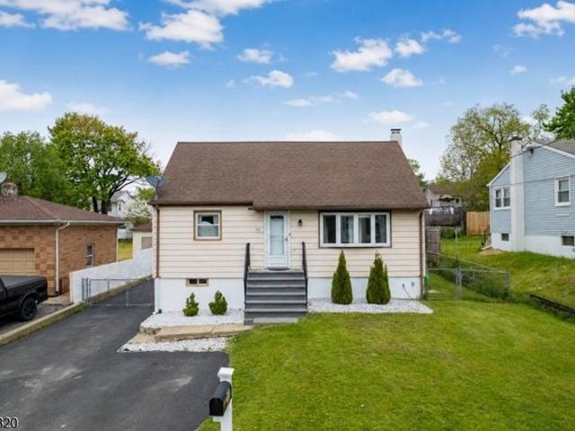 13 Kovach St, Franklin, NJ 07416