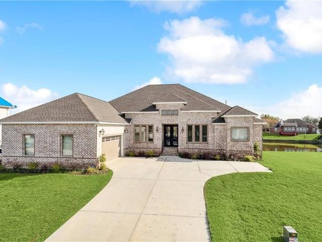 13 LA Quinta Dr, Slidell, LA 70458