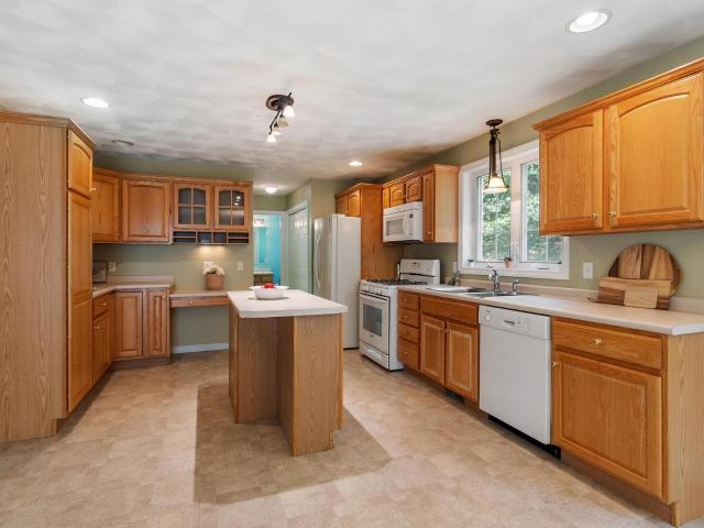 13 Lantern Drive