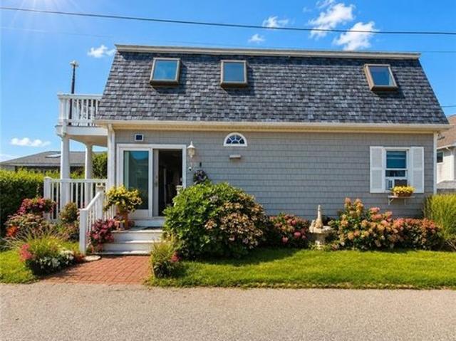 13 Lane Five, Narragansett, RI 02882