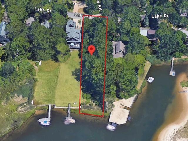 13 Lake Drive