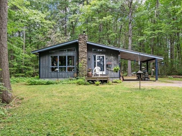 13 Lakewood Park Rd, Westminster, MA 01473
