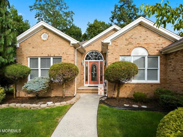 13 Laurel Ln, Bayville, NJ 08721