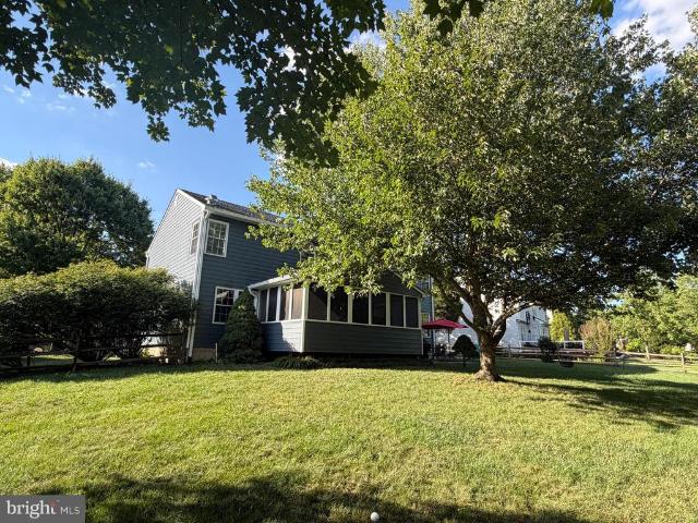 13 Leatherwood Drive