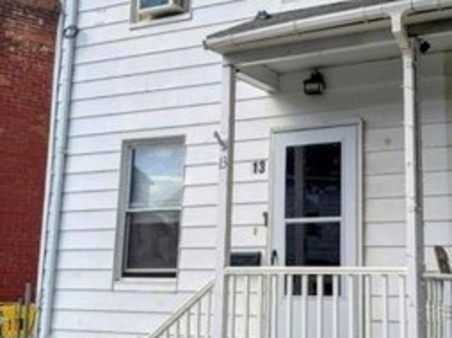 13 Lewis St, Phillipsburg, NJ 08865