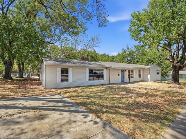 13 MacArthur Drive