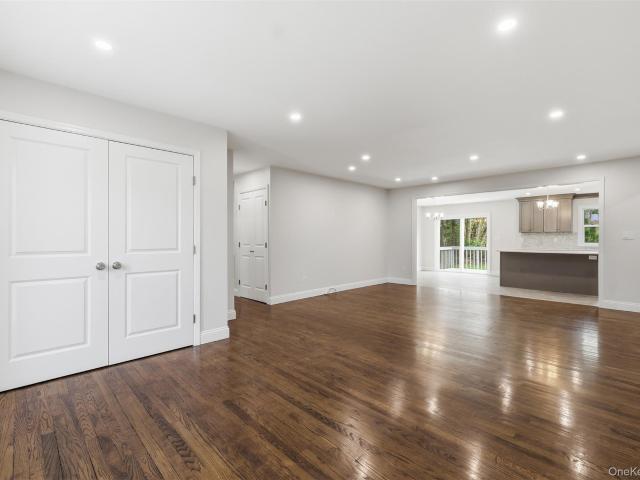 13 Maple Drive