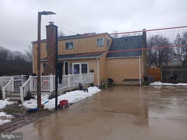 13 Meadow Lane