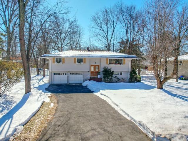 13 Mirror Lake Road