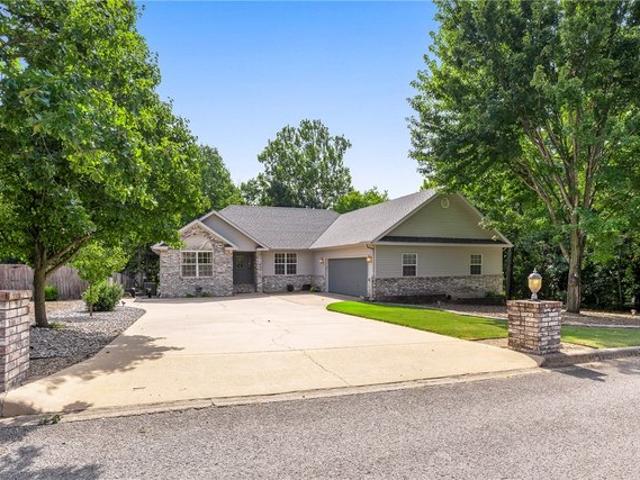 13 Morganshire Dr, Bella Vista, AR 72714