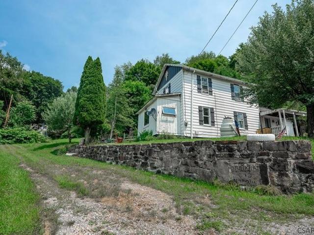 13 Natalie St, Johnstown, PA 15906