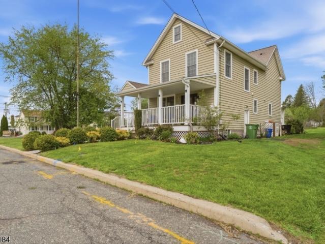 13 New St