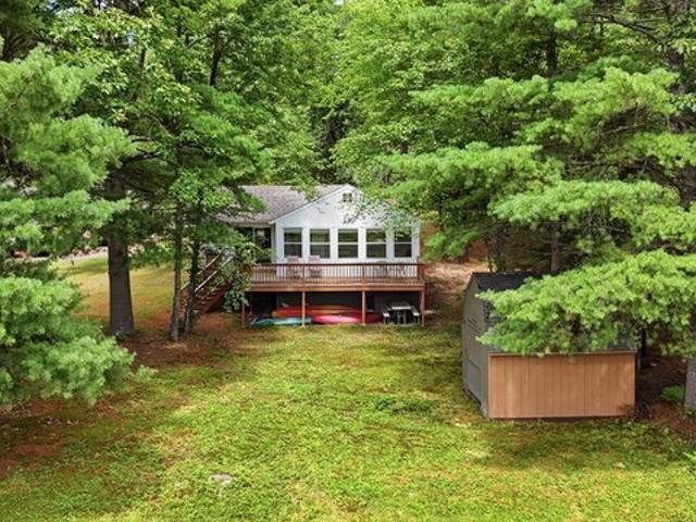 13 Northeast Rd, Waterboro, ME 04087