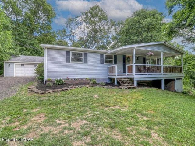 13 Oakdale Dr, Hunlock Creek, PA 18621
