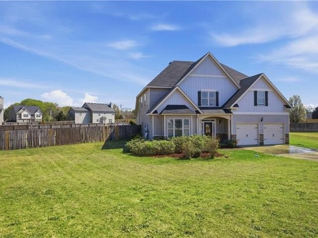 13 Old Glory Way, Fort Mitchell, AL 36856