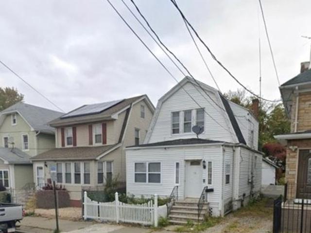 13 Paine Ave, Irvington, NJ 07111