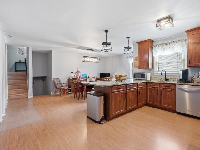 13 Persimmon Place