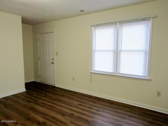 13 Port West Court # C