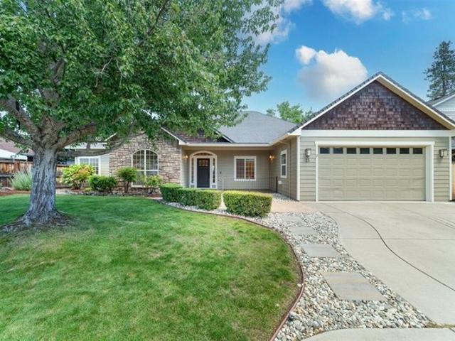 13 Portabello Way, Eagle Point, OR 97524