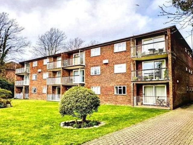 13 Portarlington Road, Temple Trees, Bournemouth, 2 Bedroom Apartment