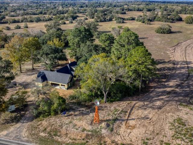 13 Prairie Blossom Way, Brenham, TX 77833