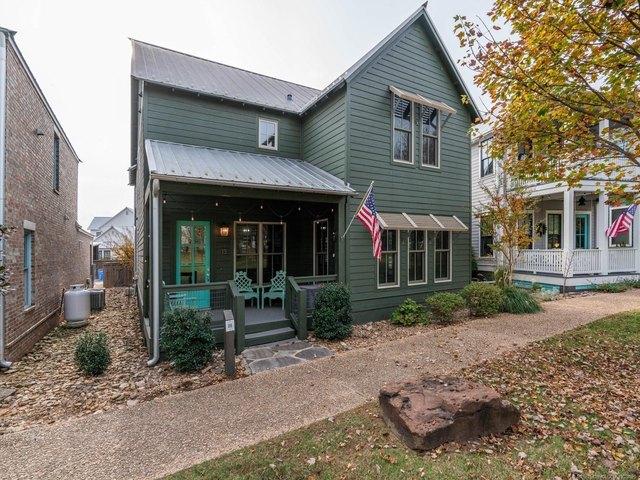 13 Redbud St, Carlton Landing, OK 74432
