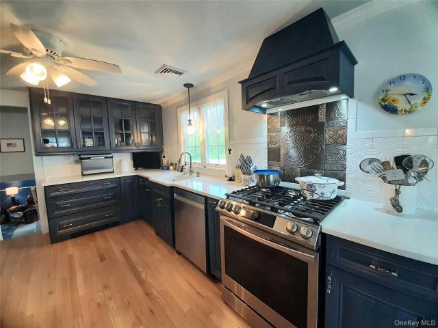 13 Regency Drive