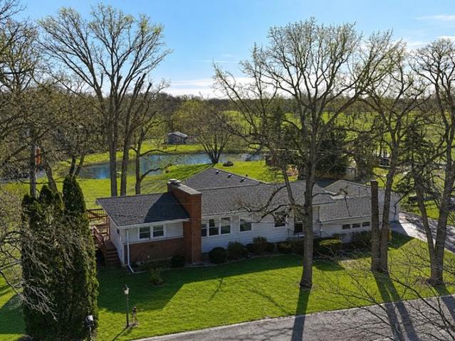 13 Riegel Oaks Ln, Homewood, IL 60430