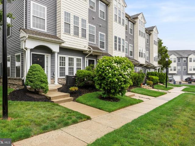 13 River Lane