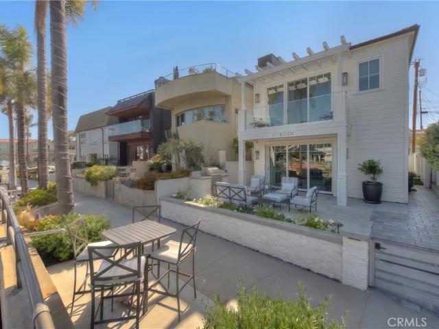 13 Rivo Alto Canal, Long Beach, CA 90803 | MLS #PW26085
