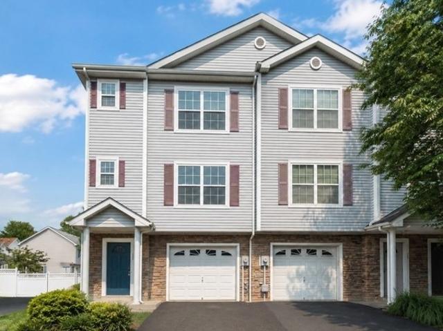 13 Ronald Dr, Franklin Twp, NJ 08873