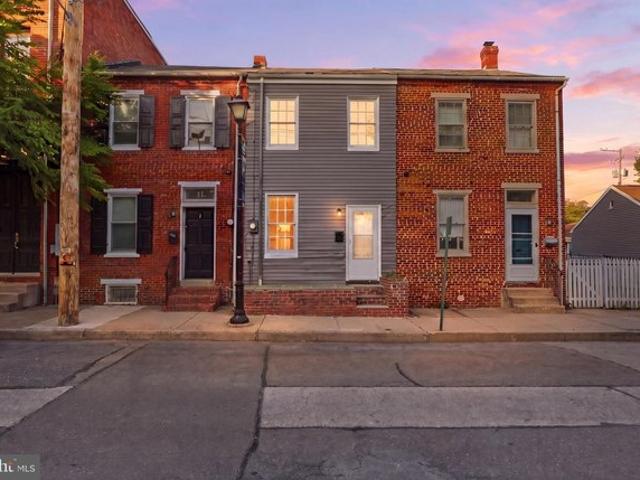 13 S 2nd St, Columbia, PA 17512