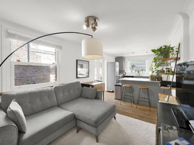 13 Scarborough Road, London N4, 2 bed terraced house to rent, £2,400 pcm | PrimeLocation