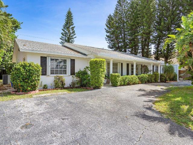 13 Sailfish Ln, Ocean Ridge, FL 33435 | MLS #B26012 | Compass