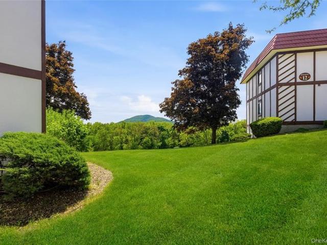 13 Skyline Dr Unit 10, Fishkill, NY 12524