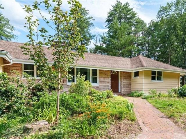 13 Shore Ave, Maynard, MA 01754