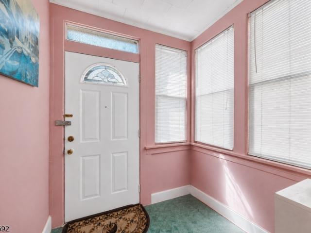 13 Sherman Pl