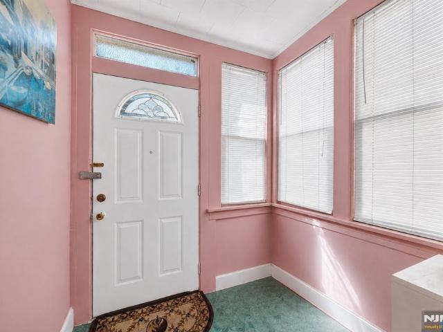 13 Sherman Place